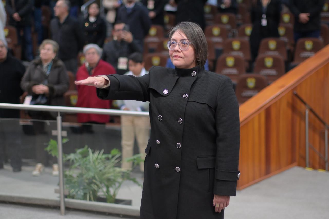 Rinde protesta Minerva Regina Pérez López como titular de la CEDHV - La ...
